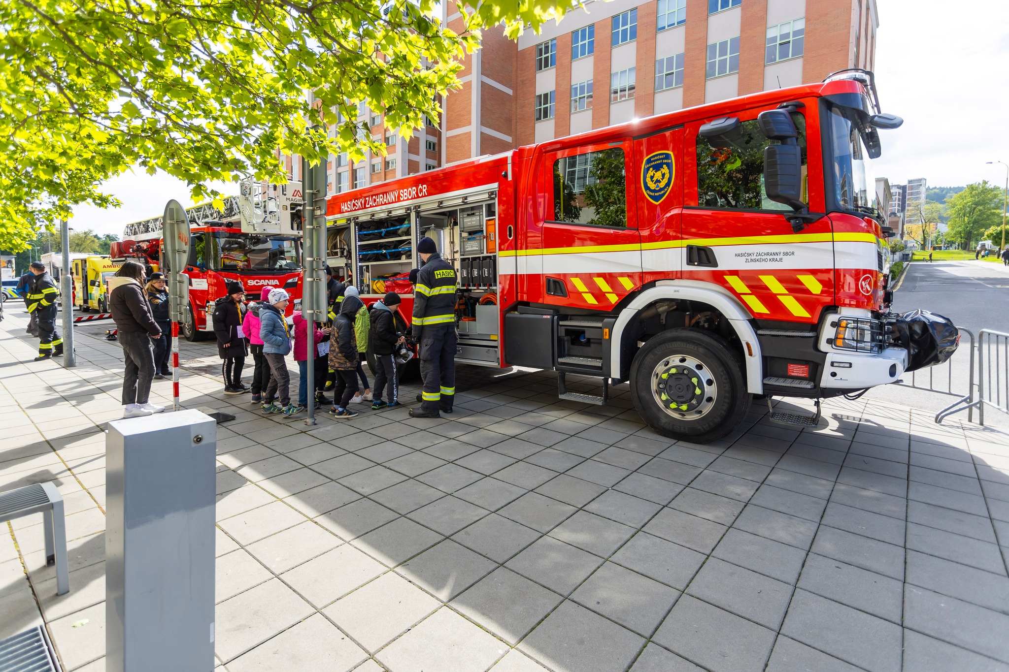 „Hravě záchranářem aneb Týden bezpečnosti Zlínského kraje" - Fakulta ...