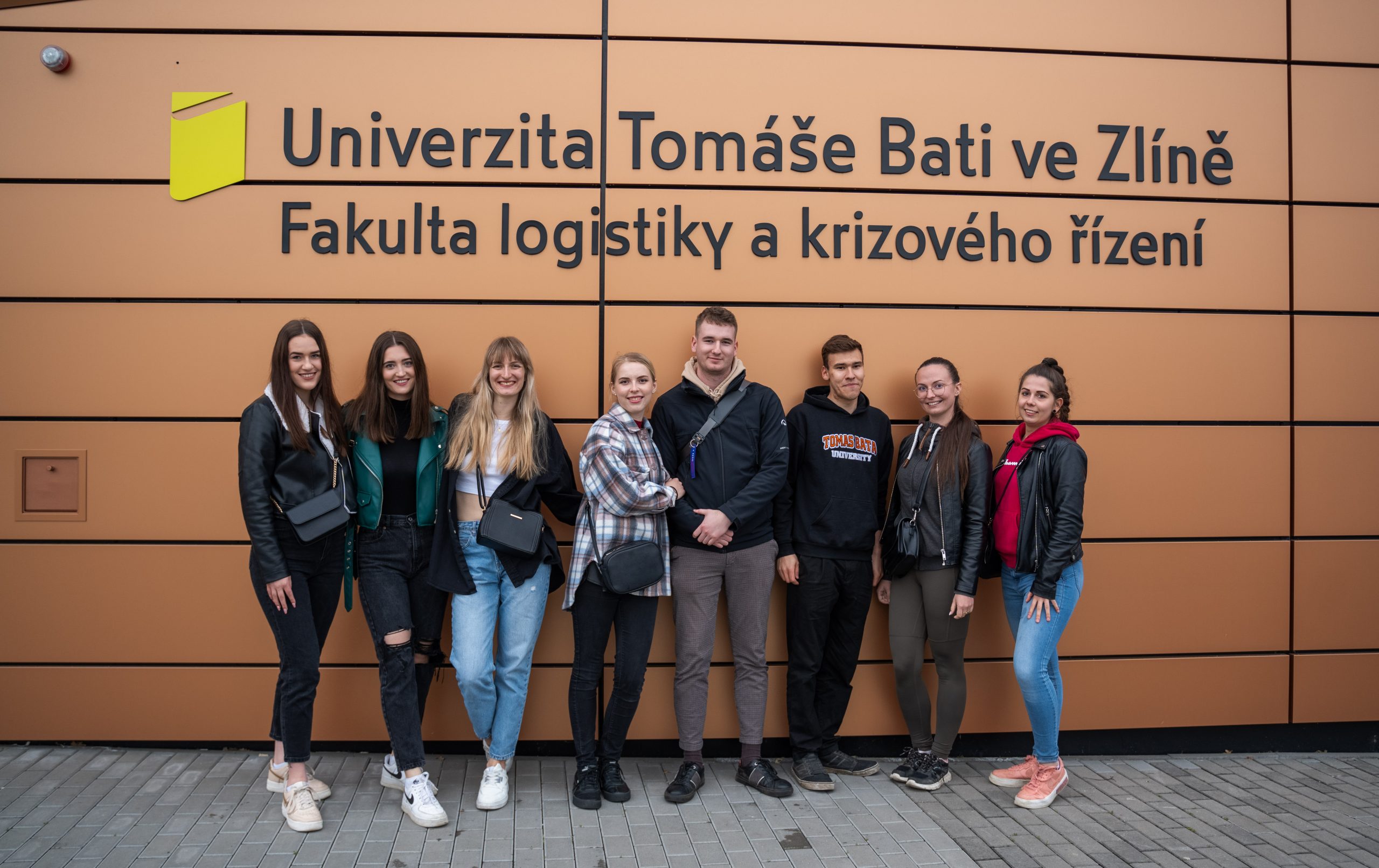 Setkání Absolventů na fakultě: Událost, která spojila minulost s ...